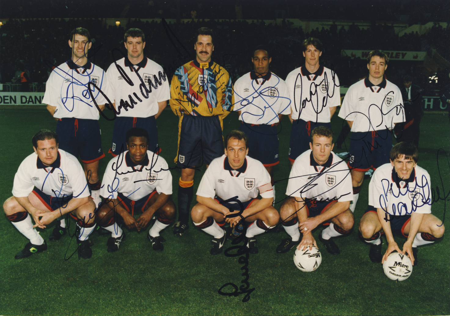ENGLAND 1994 SIGNED FOOTBALL PHOTOGRAPH - Football Teams Photographs ...