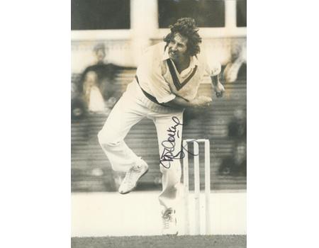 MAX WALKER (AUSTRALIA) 1977 SIGNED CRICKET PHOTOGRAPH - Photographs of ...