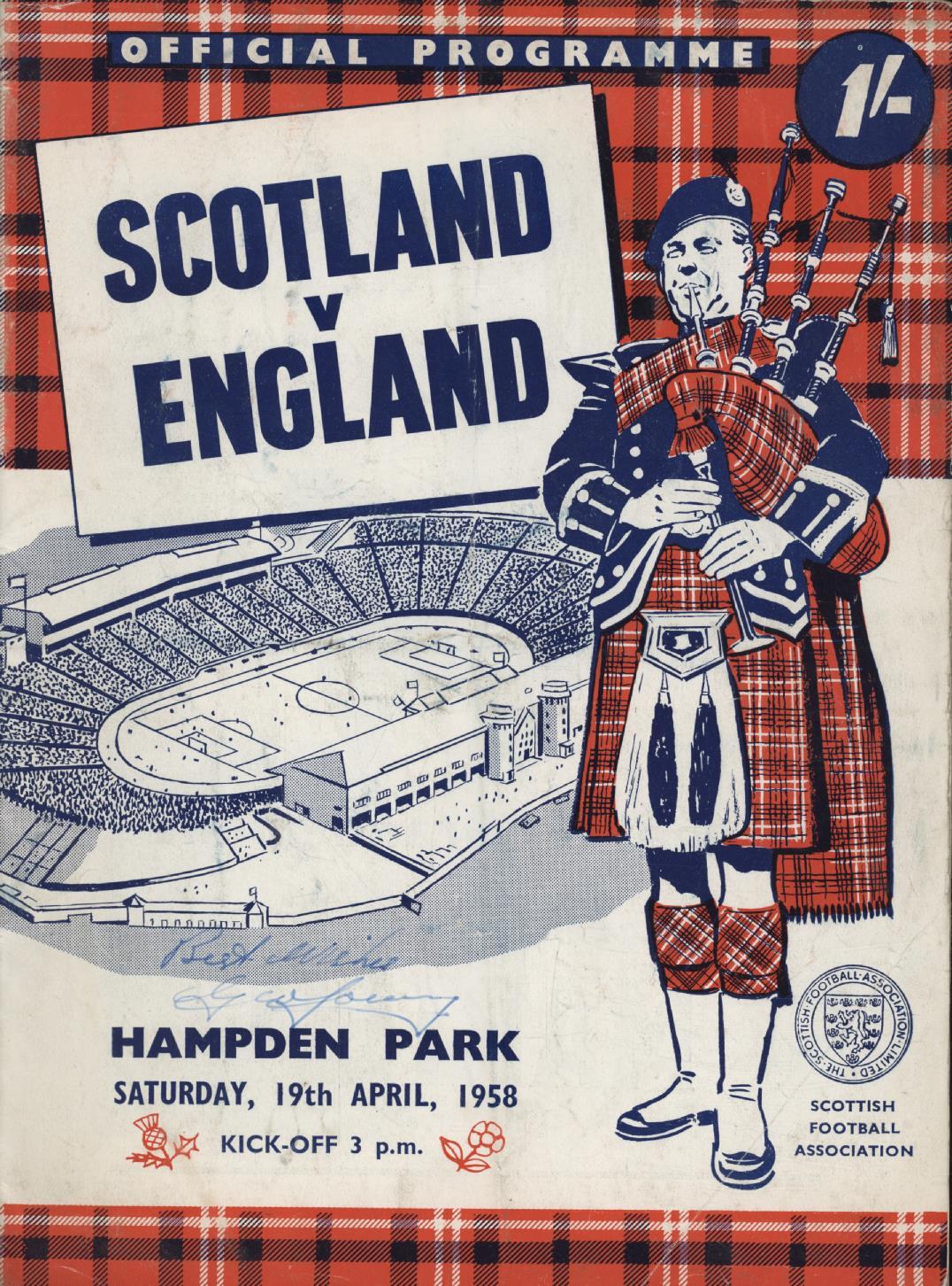 SCOTLAND V ENGLAND 1956 FOOTBALL PROGRAMME - SIGNED BY GEORGE YOUNG ...