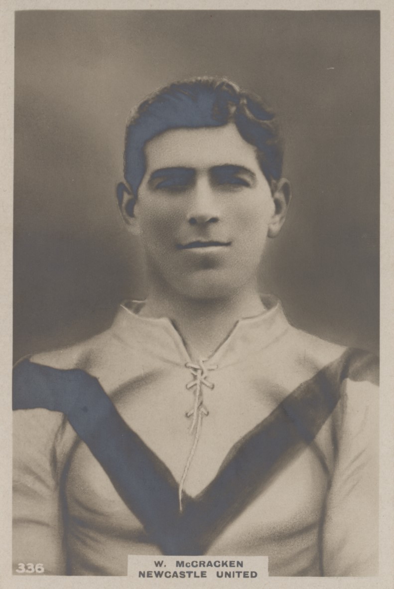 BILL MCCRACKEN (NEWCASTLE UNITED) LARGE PINNACE CARD - Football ...
